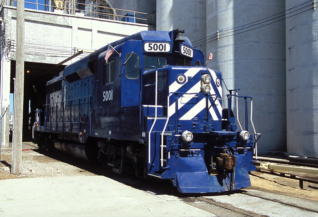 Scoular Grain 5001, ex CPRail EMD GP30, at the Scoular Grain Elevator
